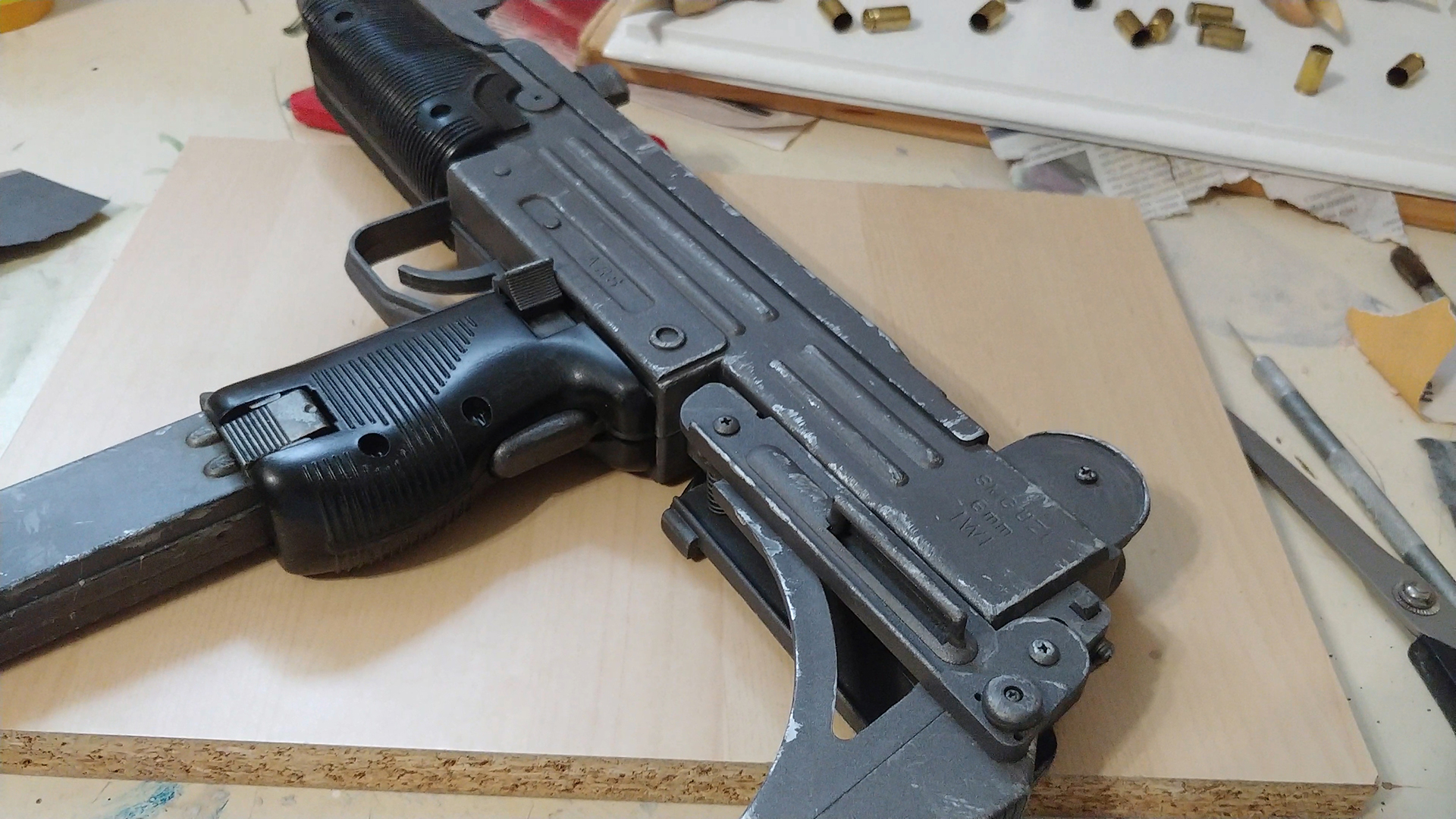 1:1 Custom Gremlin with Uzi / Step by step included - Figure Ready for ...